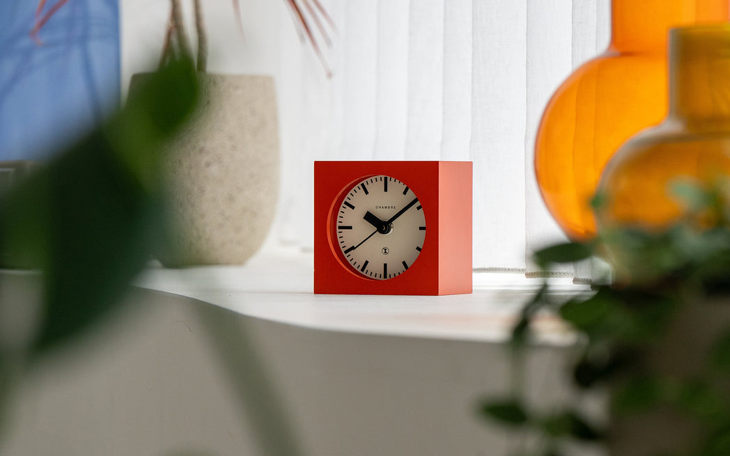 Chambre Block desk clock by Interzero | SCP