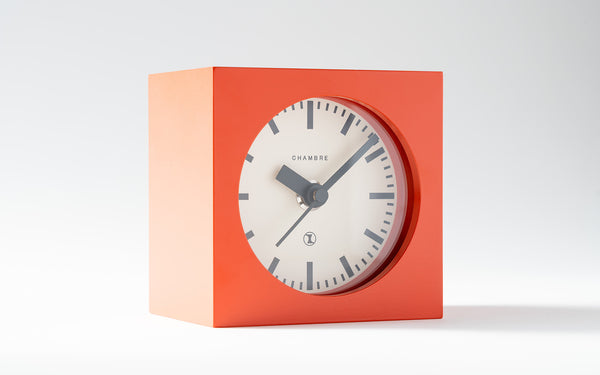 Chambre Block desk clock by Interzero | SCP