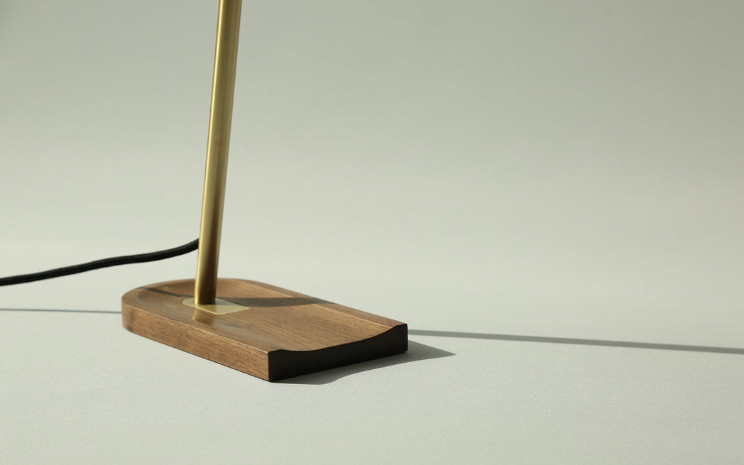 Modernist desk lamp by Joe Armitage | SCP