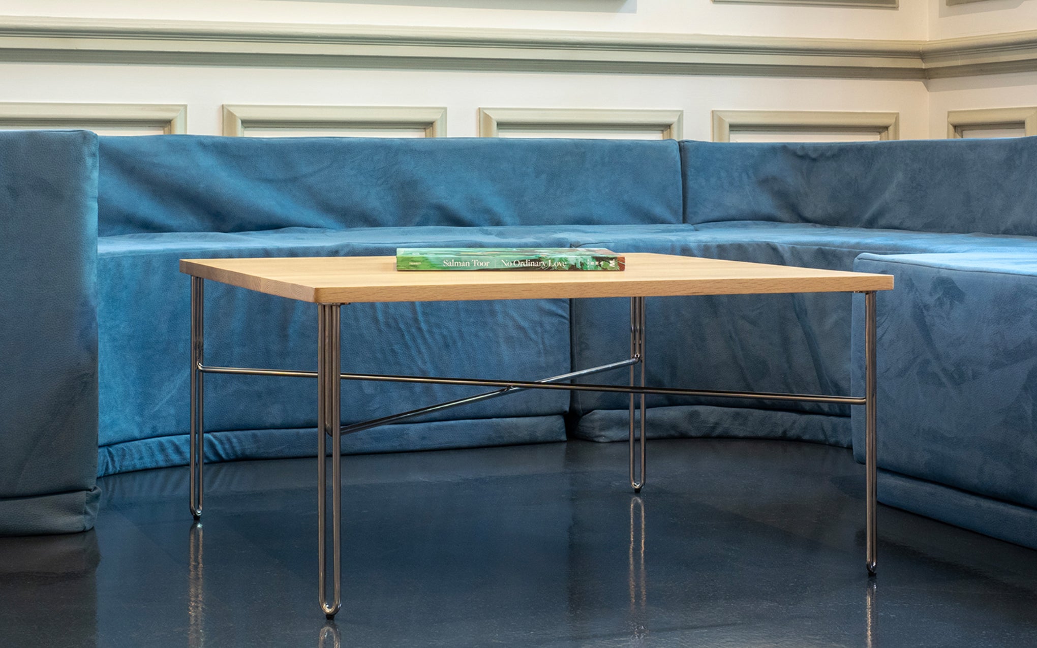 Inline coffee table by Julien Renault for NINE | SCP