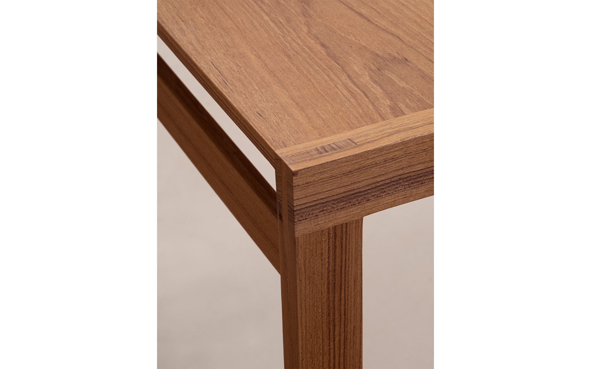 Nandi study table by Klemens Grund for Phantom Hands | SCP