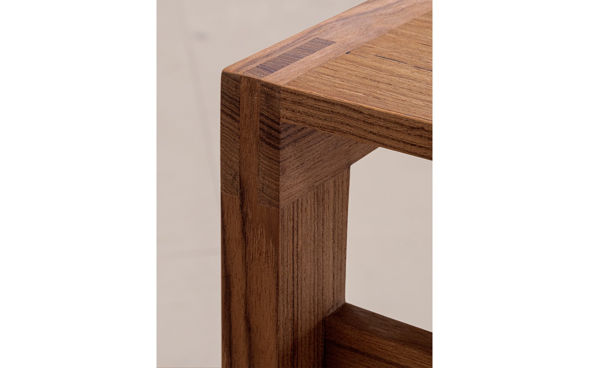 Nandi study table by Klemens Grund for Phantom Hands | SCP