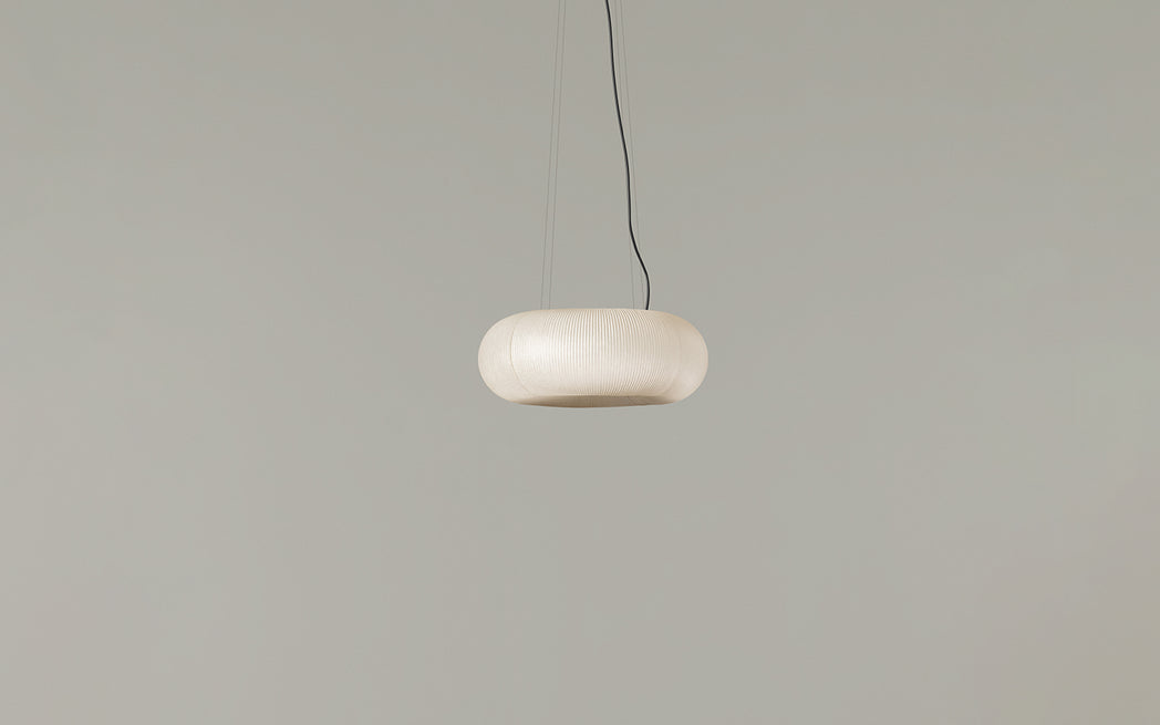 Tekiò Circular pendant by Anthony Dickens for Santa & Cole | SCP