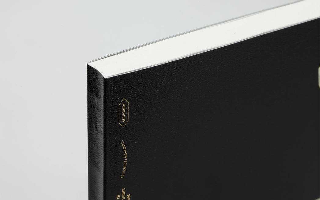 018 Editor's Series 365 Days A5 notebook - lined paper by Stalogy | SCP