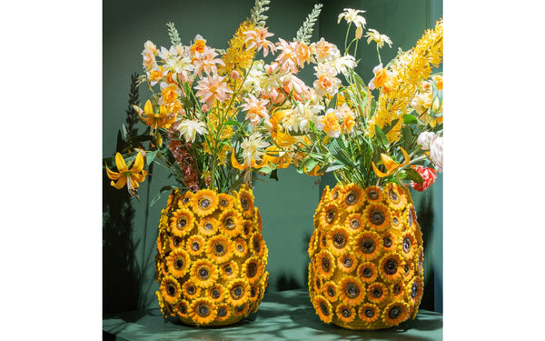 Sunflowers vase | SCP