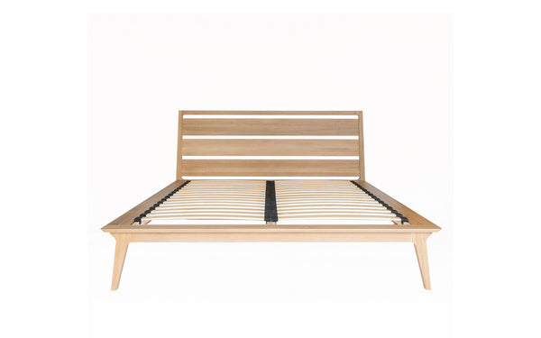 Valentine bed by Matthew Hilton for Case | SCP