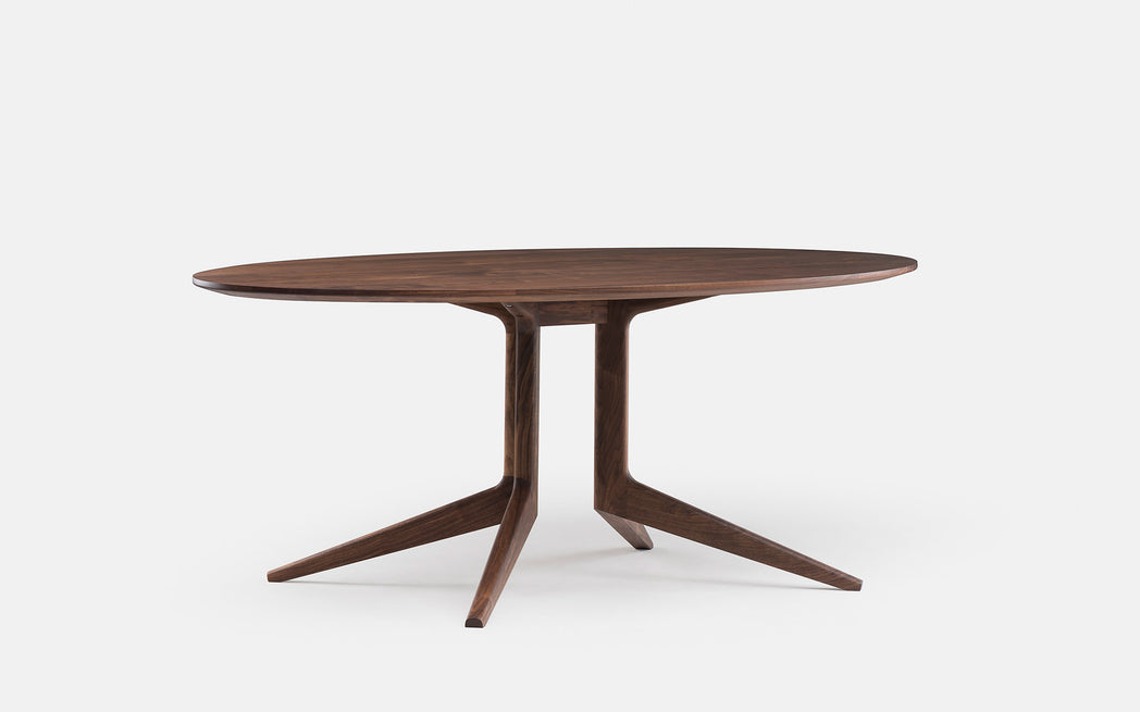 Light oval table by Matthew Hilton for De la Espada | SCP
