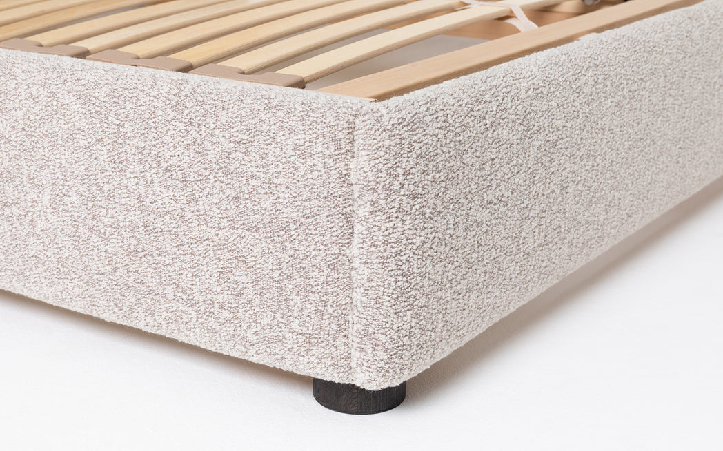 Group bed - UK king size by Philippe Malouin for SCP