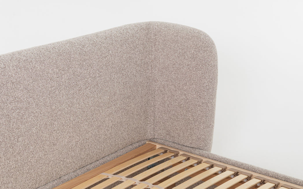 Group bed - UK king size by Philippe Malouin for SCP