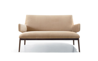 Hug love seat - low back by Claesson Koivisto Rune for Arflex | SCP