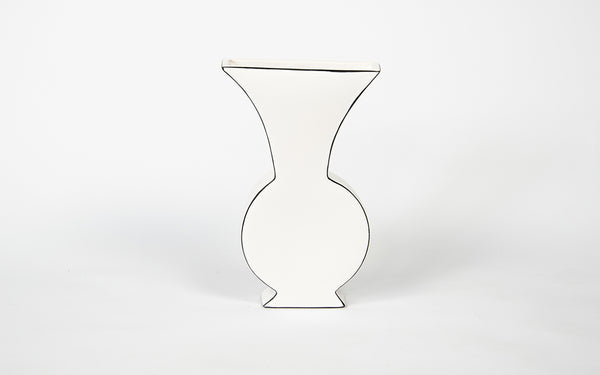 Silhouette vase No. 3 | SCP