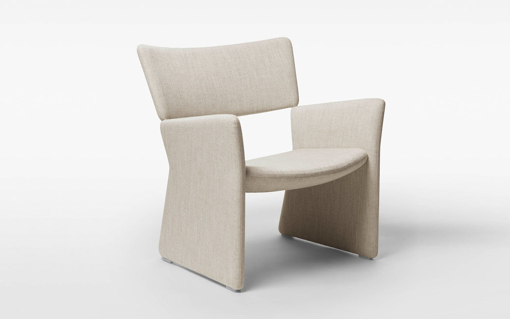 Crown easy chair | SCP