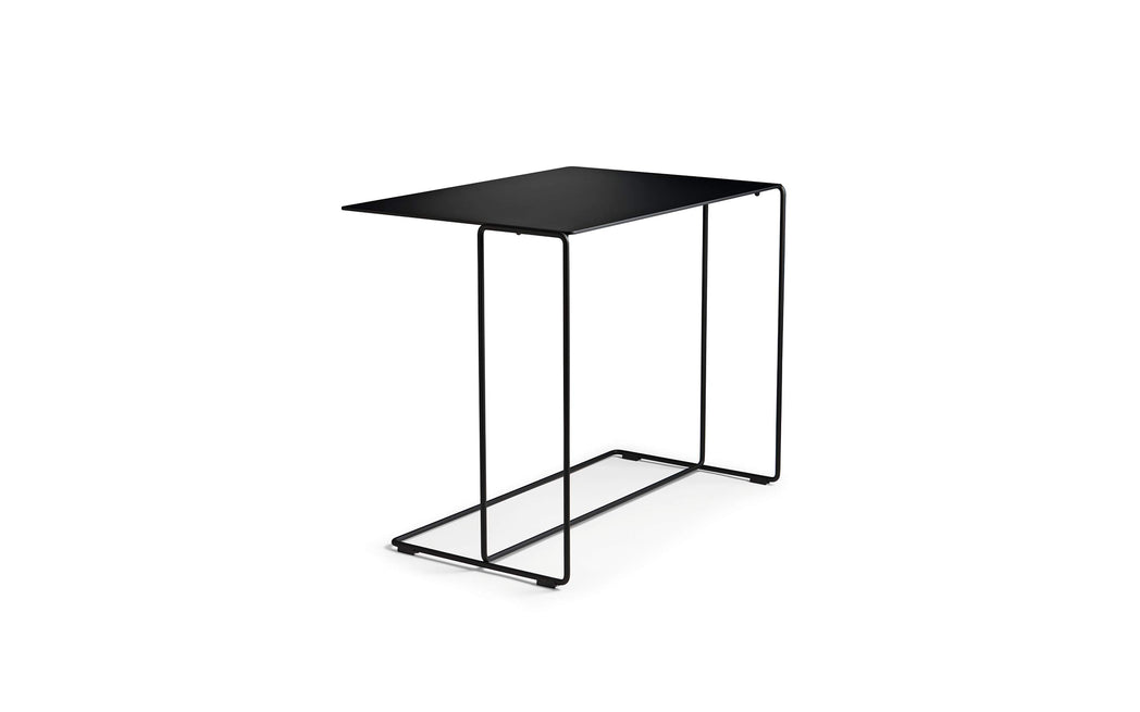 Oki side table | SCP