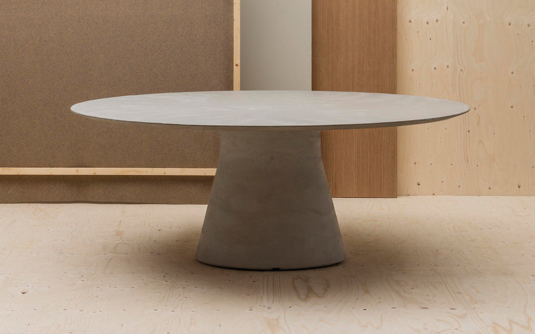 Reverse Conference table - elliptical by Andreu World | SCP