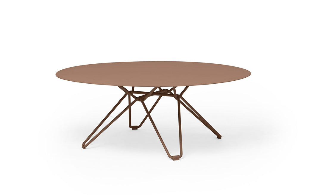 Tio round coffee table by Chris Martin for Massproductions | SCP