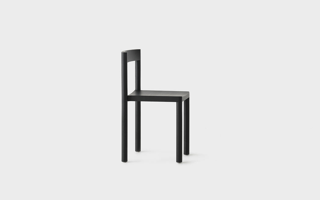Pier chair by Leonard Kadid for Resident | SCP